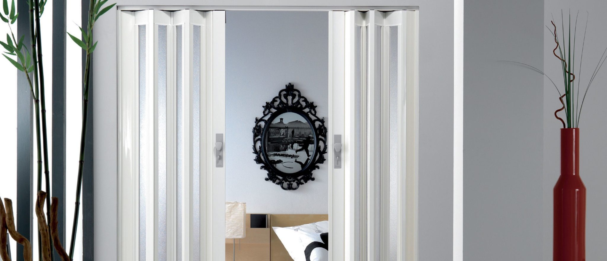 La porte accordéon, une porte très pratique - Harmonie Fenetres